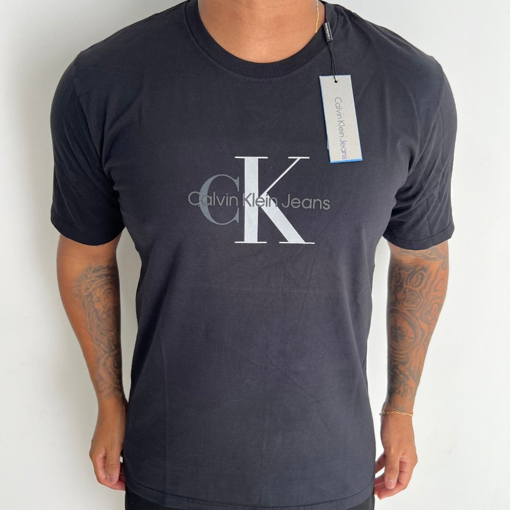 Camiseta Ck Preta | Use 093